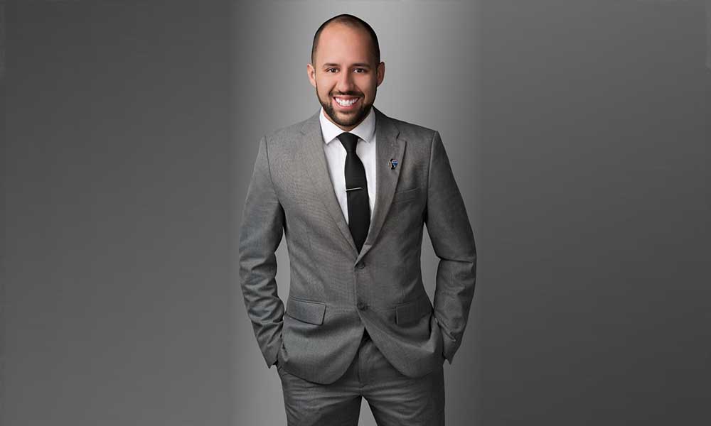 Leo Esparza - RE/MAX Impact